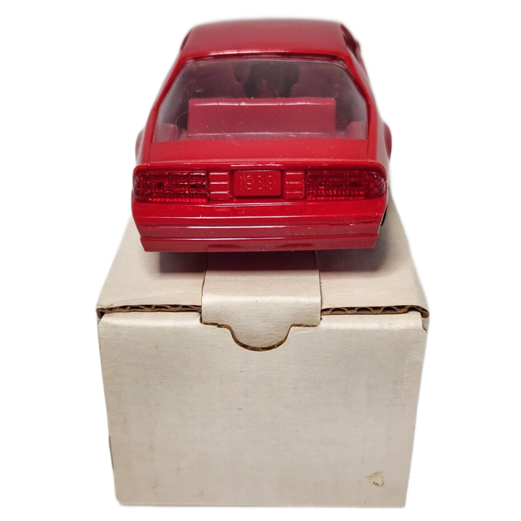 #6061 AMT/Ertl 1989 Camaro Iroc-Z, Bright Red 1/25 Scale Plastic Promo ...